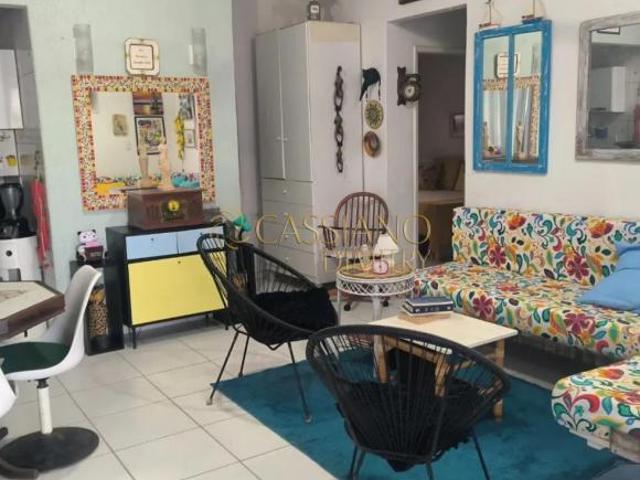 Casa à venda de 215 m² | 03 dormitórios, sendo 01 suíte e 04 vagas de garagem | Praia da Enseada |