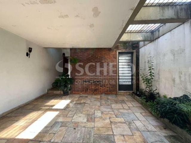Casa a venda de 260m2, com 3 quartos e 2 vagas, em Interlagos