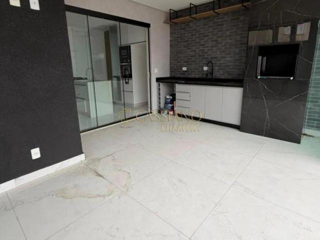 Casa à venda de 275m² | 03 dormitórios, sendo 01 suítes e 02 vagas de garagem | Condomínio Residenci