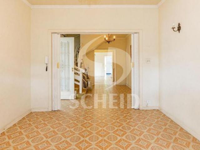 Casa a venda de 283,00m² útil, com 4 quartos e 2 vagas no Jardins !