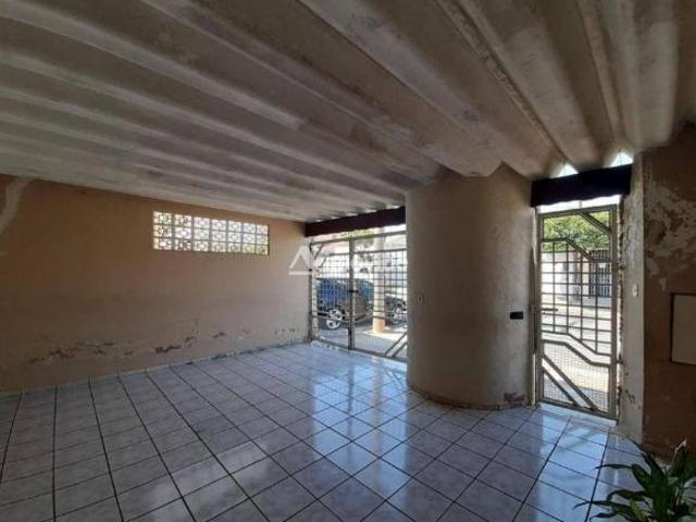 Casa à venda de 2 dormitórios com possibilidade de 3 dormitorios no Vale das Nogueiras em Americana