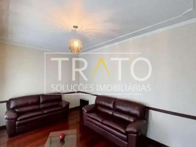 Casa à venda de 2 quartos, 250m2 no Jardim Von Zubem
