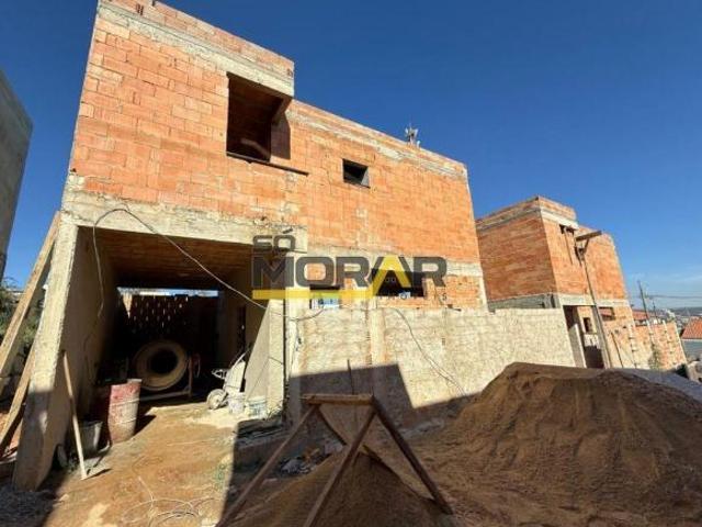 Casa a venda de 2 quartos 2 suites no bairro Maria Candida, em Pedro Leopoldo / MG