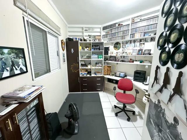 Casa à venda de 320m² | 04 dormitórios, sendo 03 suítes e 04 vagas de garagem | Condomínio Altos da