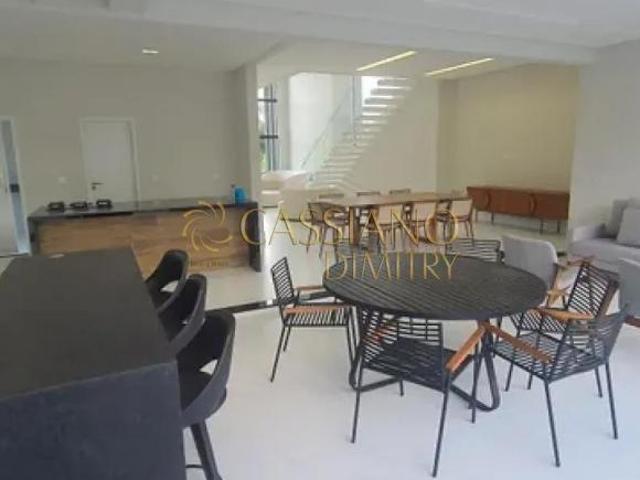 Casa à venda de 430m² | 05 dormitórios, sendo todos suítes e 03 vagas de garagem | Condomínio Reside