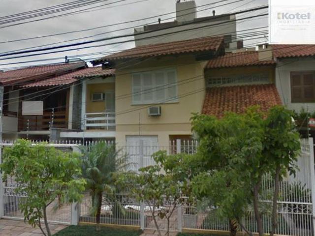 Casa a venda de 4 dormitórios com 325,40 m², no bairro Jardim Lindóia em Porto A