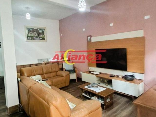 Casa à Venda de 4 quartos no Jardim Iporanga Ideal para Morar ou Investir