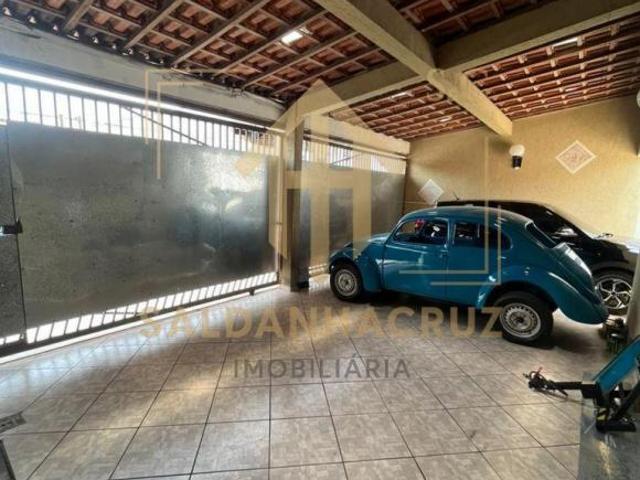Casa à Venda de Alto Padrão Aricanduva