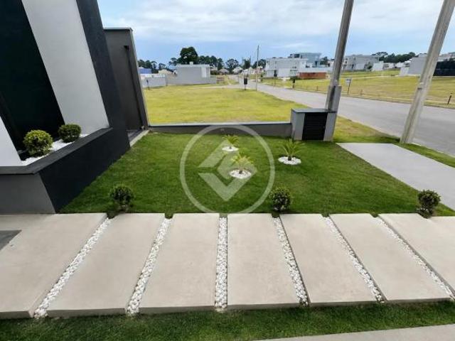 Casa A Venda de Alto Padrão no Condomínio Vereda dos Campos em São José dos Campos, 3 dormitórios, s