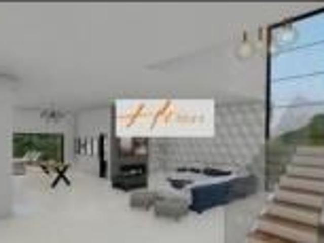 Casa a venda de alto padrão Serra da Cantareira Em construção. Com projeto Con