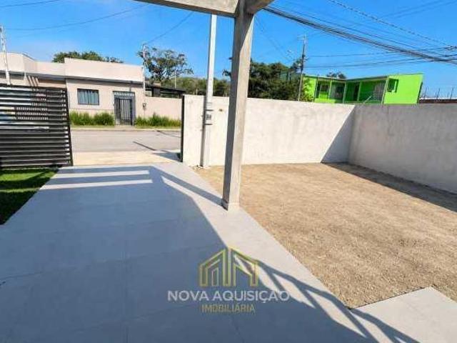Casa a venda de Esquina com Suíte a 600 Metros do Mar / Matinhos PR