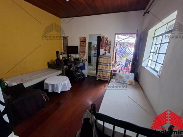 Casa à venda de Vila na Mooca, 1 quarto grande, sala ampla 2 ambientes, cozinha com lavanderia, 1 ba