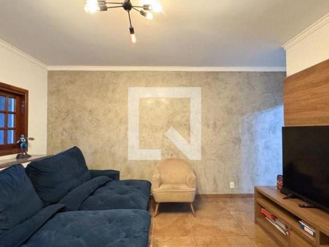 Casa à Venda Demarchi, 3 Quartos, 220 m2