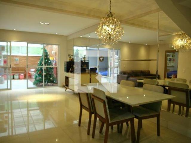 Casa à Venda Demarchi, 4 Quartos, 250 m2