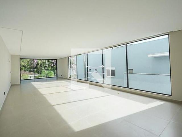 Casa à Venda Demarchi, 4 Quartos, 680 m2