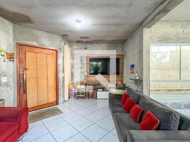 Casa à Venda Demarchi, 6 Quartos, 402 m2