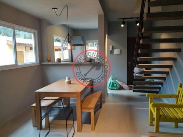 CASA A VENDA DENTRO DE CONDOMINIO NO CENTRINHO DE BOISSUCANGA,COM 2 SUÍTES E QUINTAL