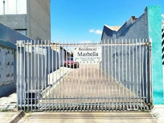 Casa á venda dentro de residencial com 2 quartos no Bairro Estados em Fazenda Rio Grande PR