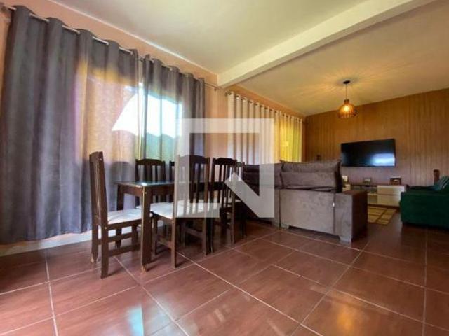 Casa à Venda Diamante, 3 Quartos, 200 m² Belo Horizonte