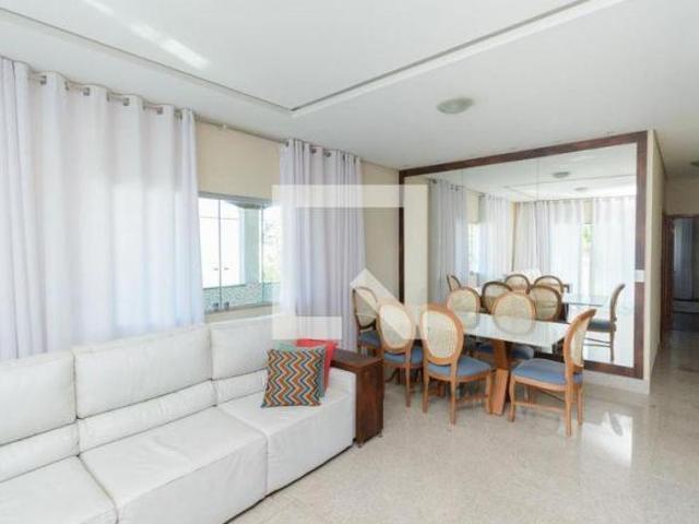Casa à Venda Diamante, 3 Quartos, 600 m² Belo Horizonte