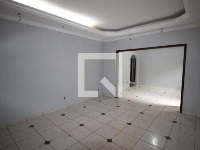 Casa à Venda Diamante, 4 Quartos, 450 m² Belo Horizonte