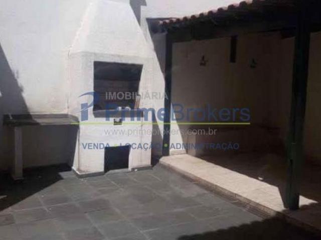 Casa à venda e locação 300 m2 a.u 465 m2 a.t 4 quartos sendo 1 suíte 6 vagas Jabaquara