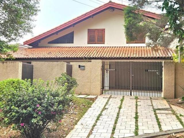 Casa a venda e locação bairro Terranova em Valinhos SP