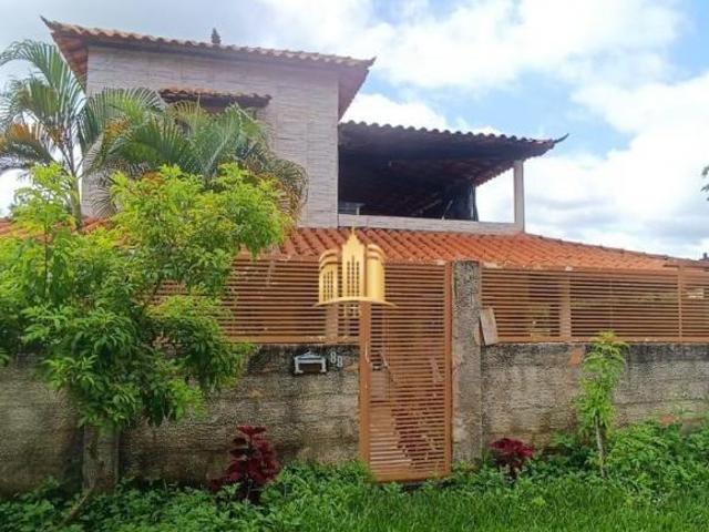 Casa à Venda e Locação em Nova Esmeraldas 6 Quartos, Área Gourmet, Terreno 1.600m²