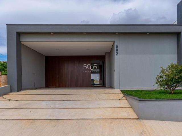 Casa à venda e locação no Condomínio Reserva Saint Paul, com 205 m² e 3 suítes