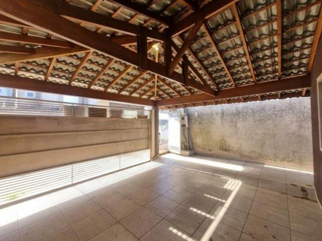Casa à Venda e Locação no Bairro: Nova Atibaia Conforto, Estilo e Excelente Localização