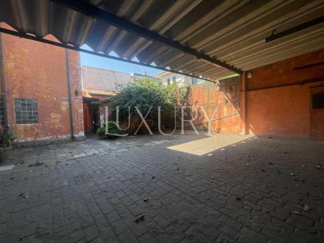 Casa à Venda e Locação no Jardim América
