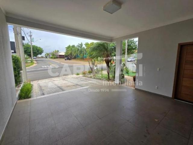 Casa à venda e locação no Swiss Park, Campinas com 3 dormitórios 1suíte