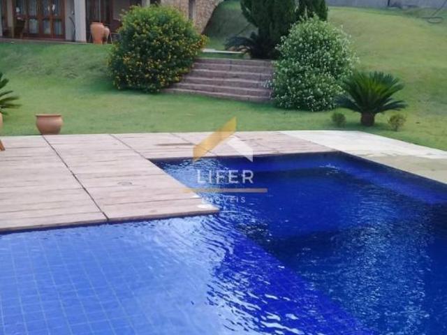 casa á venda e para aluguel em Dois Córregos