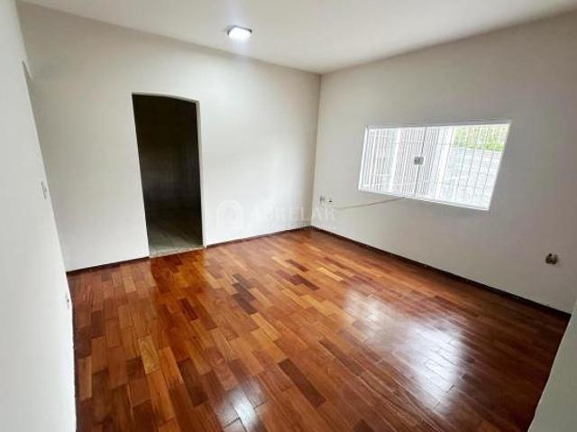 casa á venda e para aluguel em Vila Nogueira