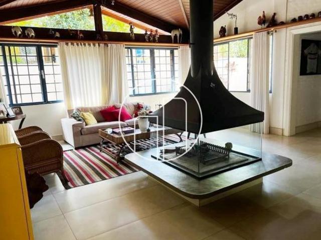 Casa à venda e para alugar em Valinhos, Chácaras Alpina, com 5 quartos, com 700 m²