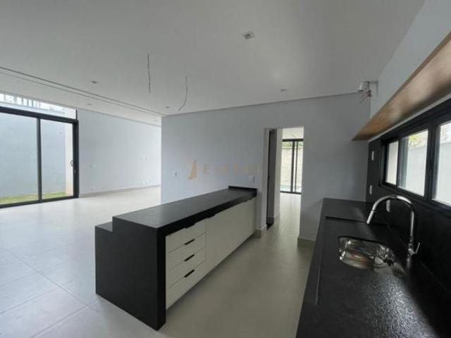 Casa à venda e para alugar em Votorantim, Alphaville Nova Esplanada, com 4 quartos, com 340 m²