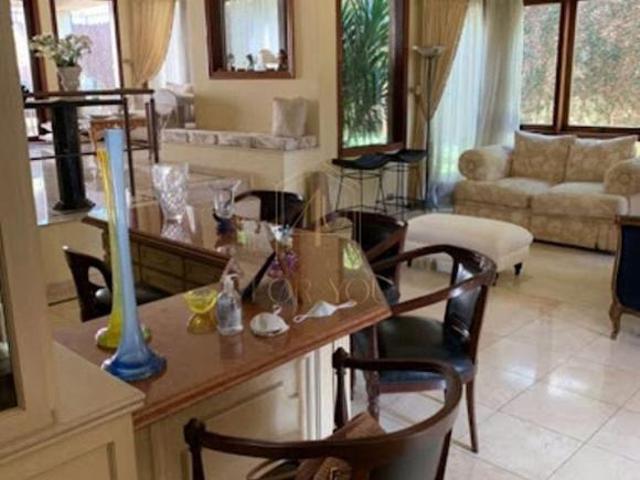 Casa à venda e para alugar em Barueri, Alphaville, com 4 suítes, com 550 m², Res