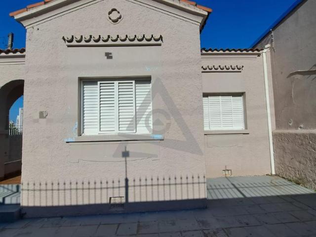 Casa à venda e para alugar em Campinas, Vila Itapura, com 3 quartos, com 67 m²
