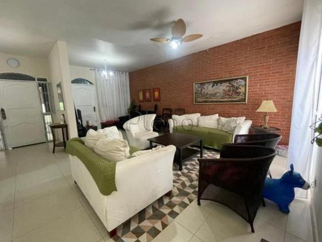 Casa à venda e para alugar em Campinas, Carlos Gomes, com 3 quartos, com 215 m²