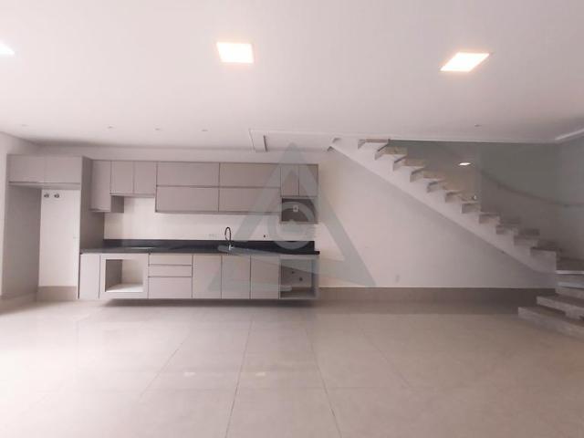 Casa à venda e para alugar em Campinas, Parque Taquaral, com 3 suítes, com 150 m², Quinta de Miranda