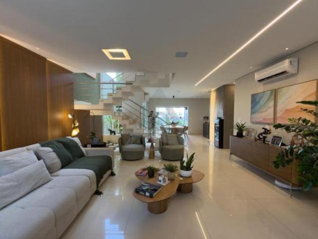 Casa à venda e para alugar em Campinas, Swiss Park, com 3 suítes, com 260 m², Vevey Swiss Park