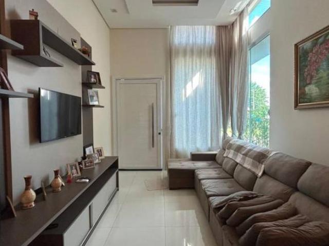 Casa à venda e para alugar em Londrina, Conjunto Habitacional Alexandre Urbanas, com 3 quartos