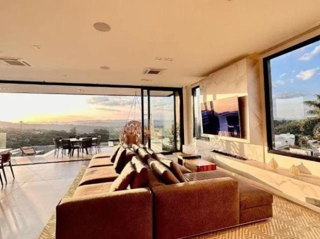 Casa à venda em Santana de Parnaíba, Alphaville, com 4 suítes, com 541 m², Gênesis 2