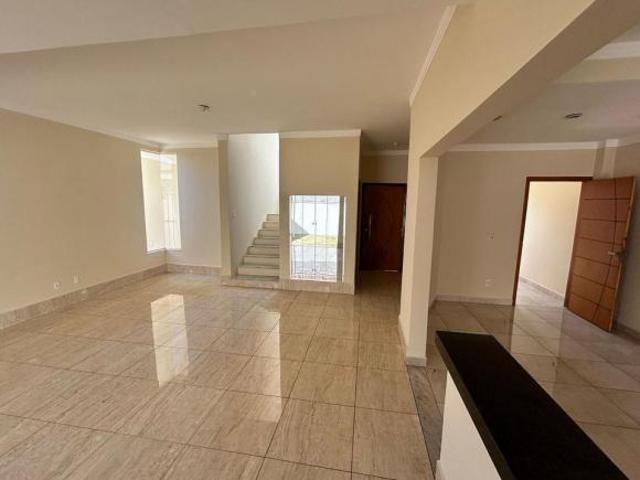 Casa à venda e para alugar em Sumaré, Residencial Real Parque Sumaré, com 3 suítes, com 250 m²