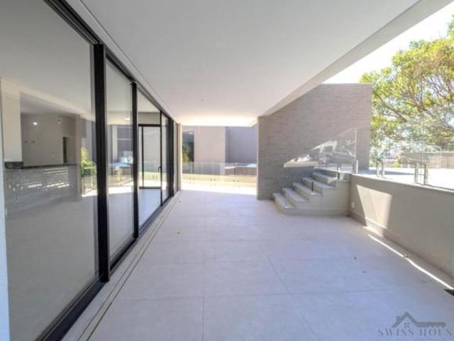 Casa à venda e para alugar no Ville Sainte Hélène em Campinas/SP