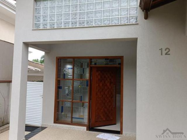 Casa a venda e para alugar no Jardim Europa em Valinhos/SP