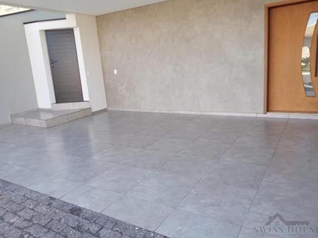 Casa a venda e para alugar no Jardim Jurema em Valinhos/SP