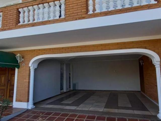 Casa à venda e para alugar no Jardim Leonor em Campinas/SP