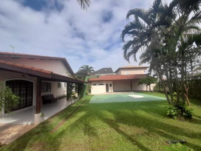 Casa a venda em 3 lotes lado praia em Peruíbe litoral sul