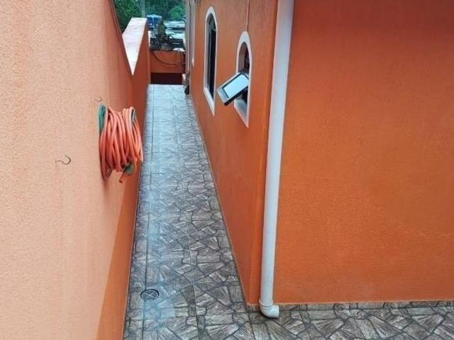 CASA A VENDA EM COTIA